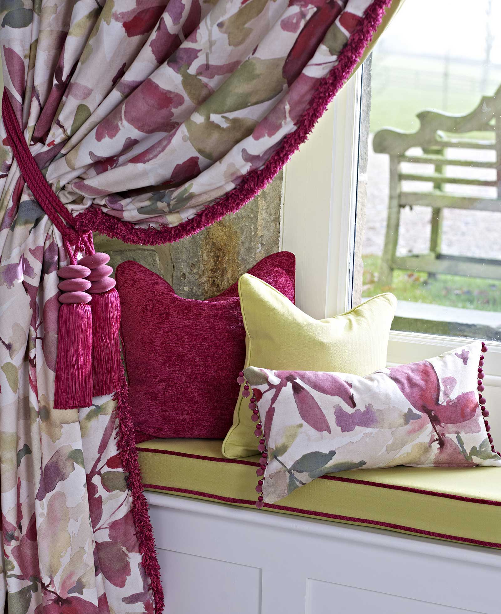Curtains & Blinds Gallery Corby, Kettering, & Market Harborough